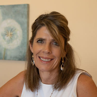 chiropractor Albu Dr. Tracy Marquez - Inline Chiropractic